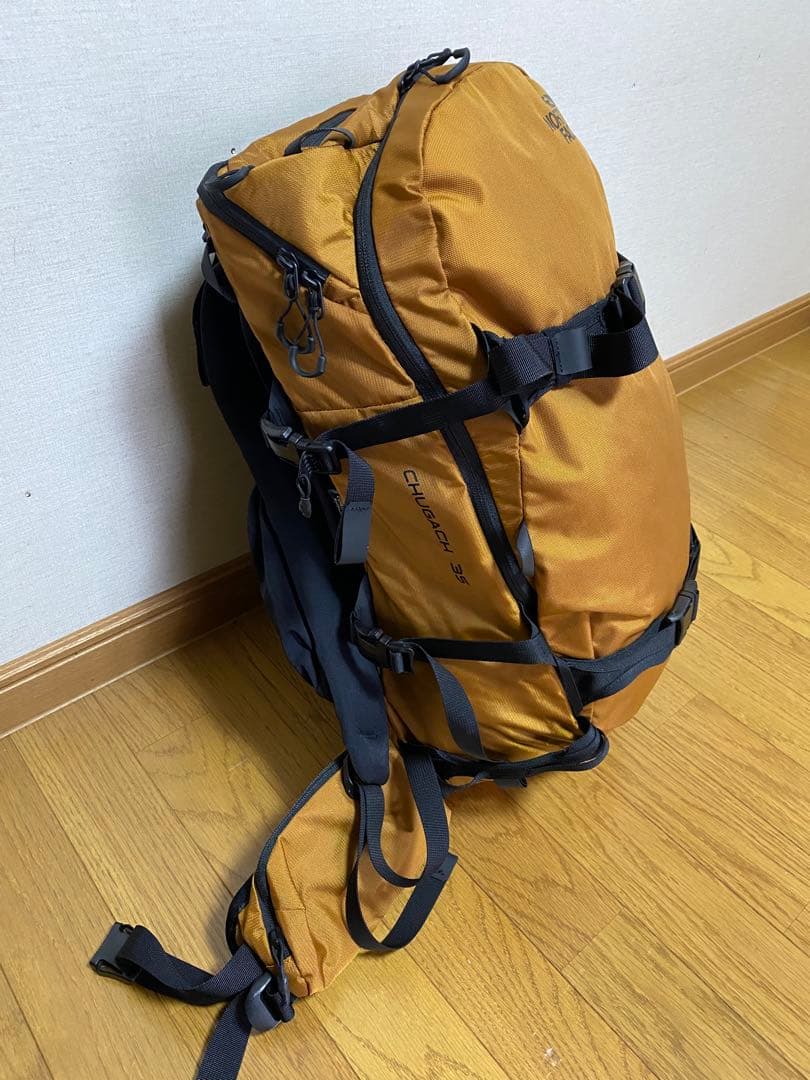 20 THE NORTH FACE CUCATCH 35 バックパック