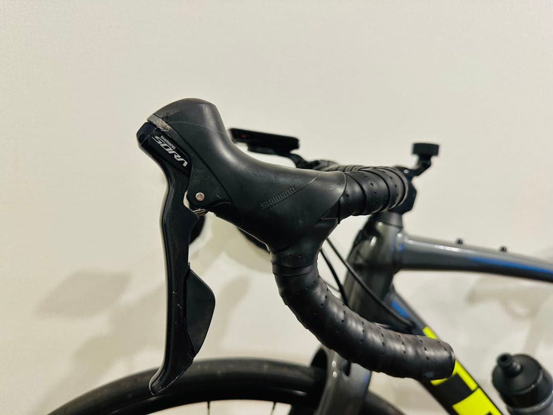 自転車本体 TREK Domane AL3 Disc 2022