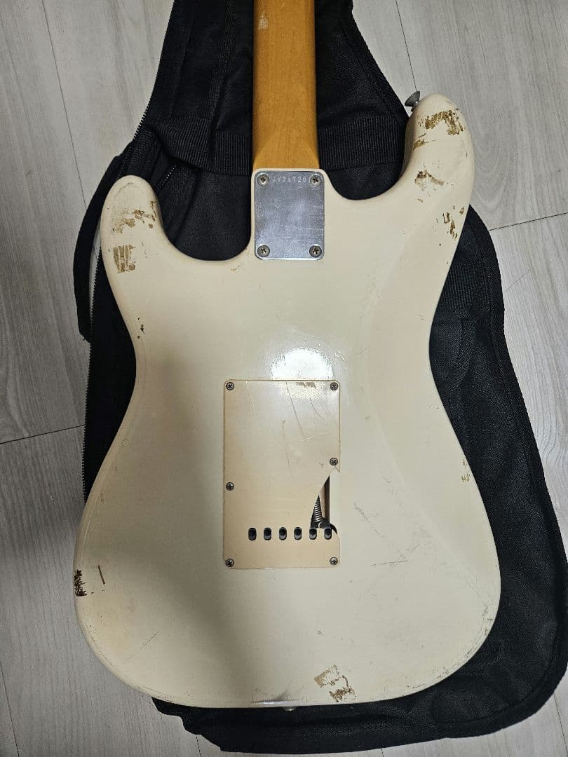 Squier JV初期 SST-50 フルオリジナル 3.2kg 当たり個体