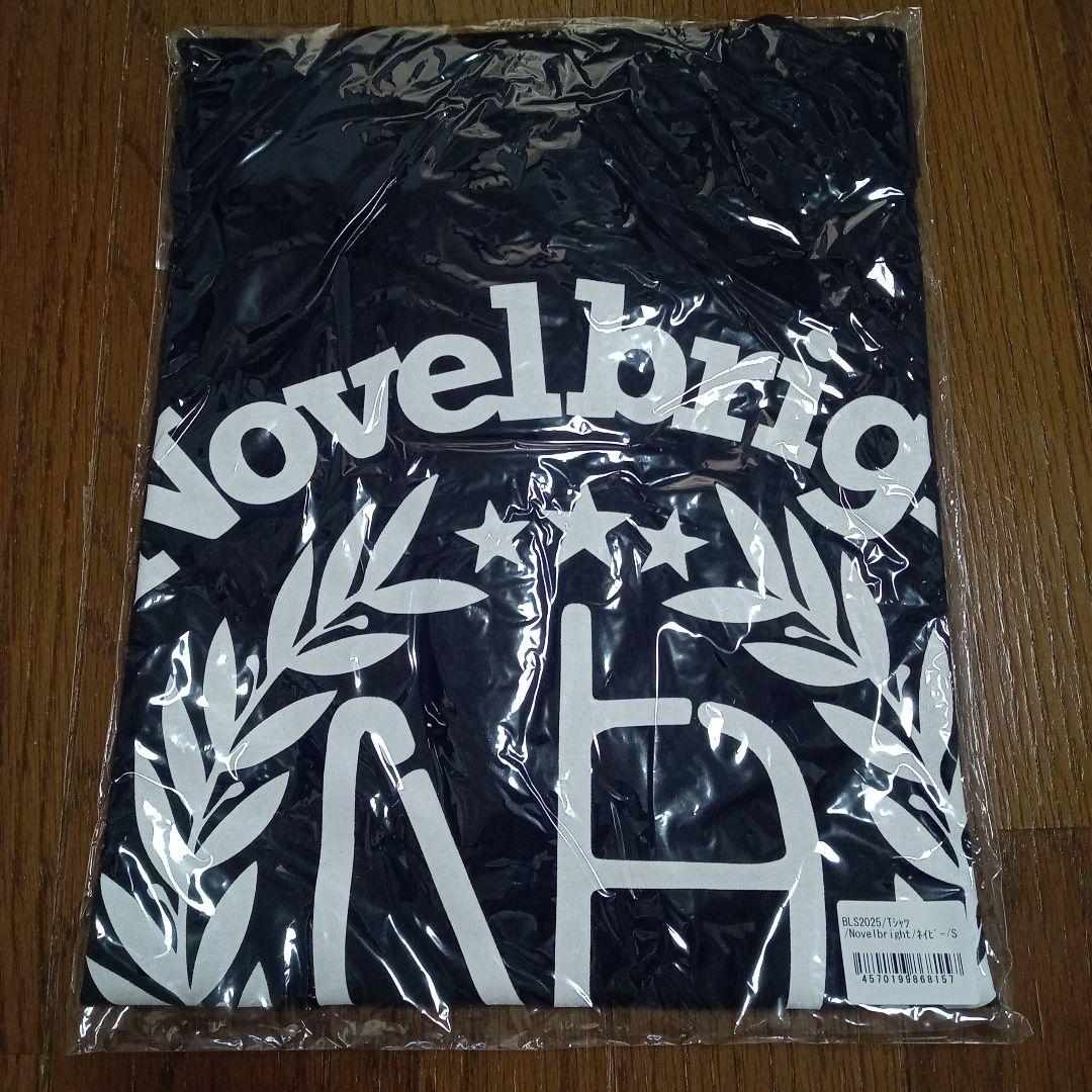 Novelbright Tシャツ