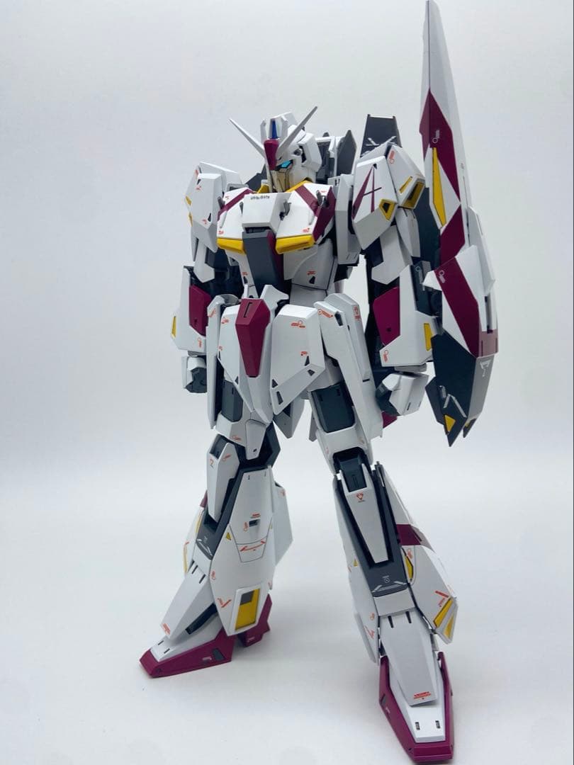 MG 1/100 ゼータガンダム Ver.Ka zガンダム3号機　全塗装完成品