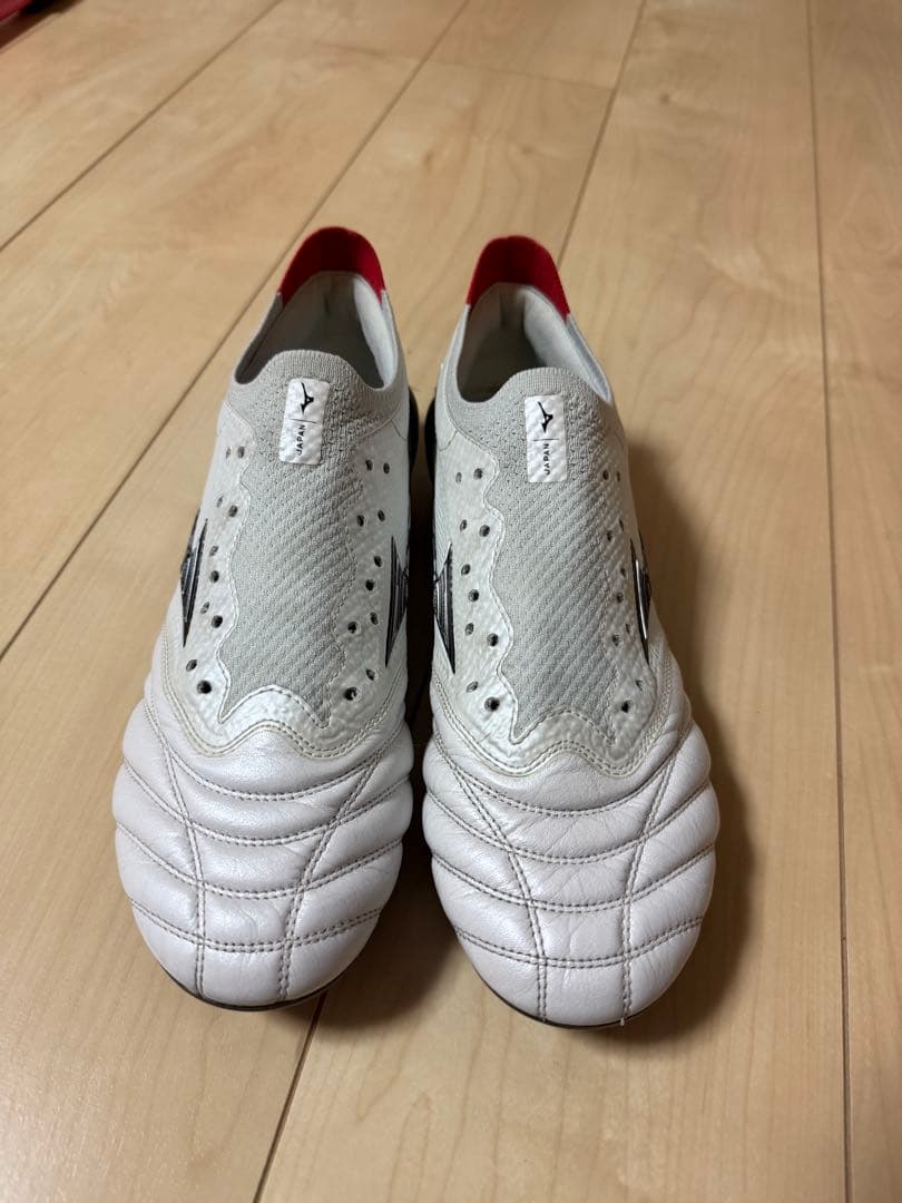 MORELIA NEO Ⅳ β JAPAN 25.5cm P1GA234009