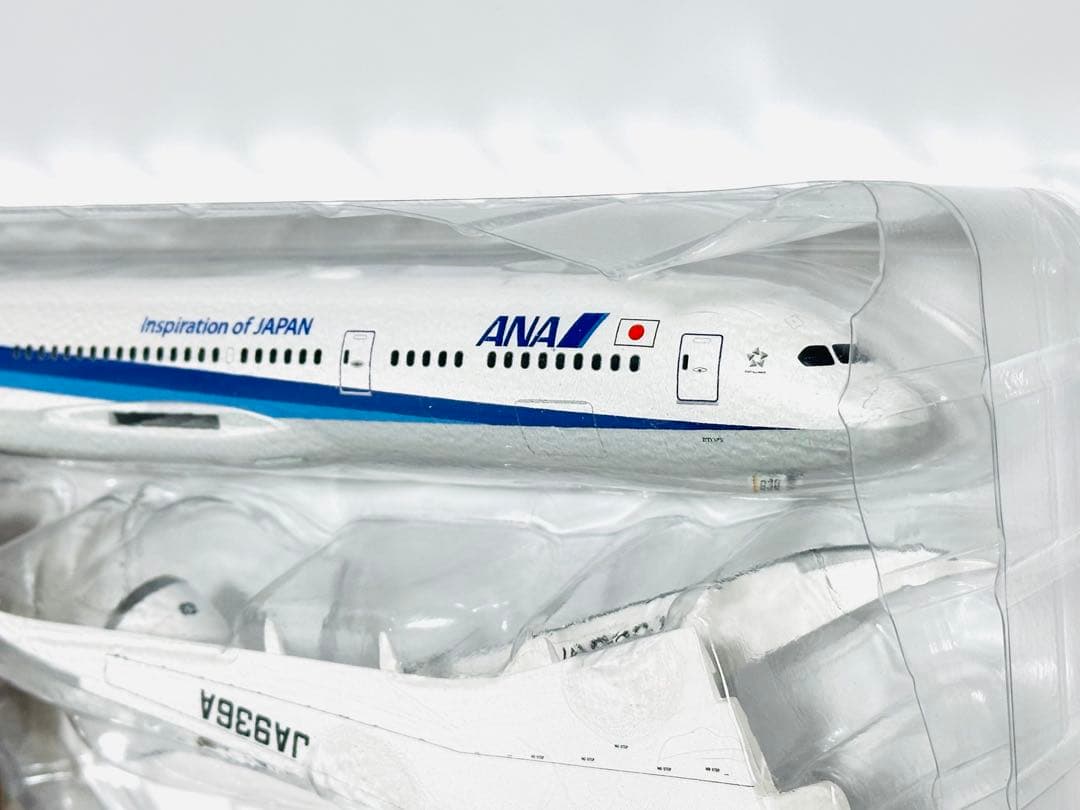 全日空商事 1/200 ANA B787-9 NH20189