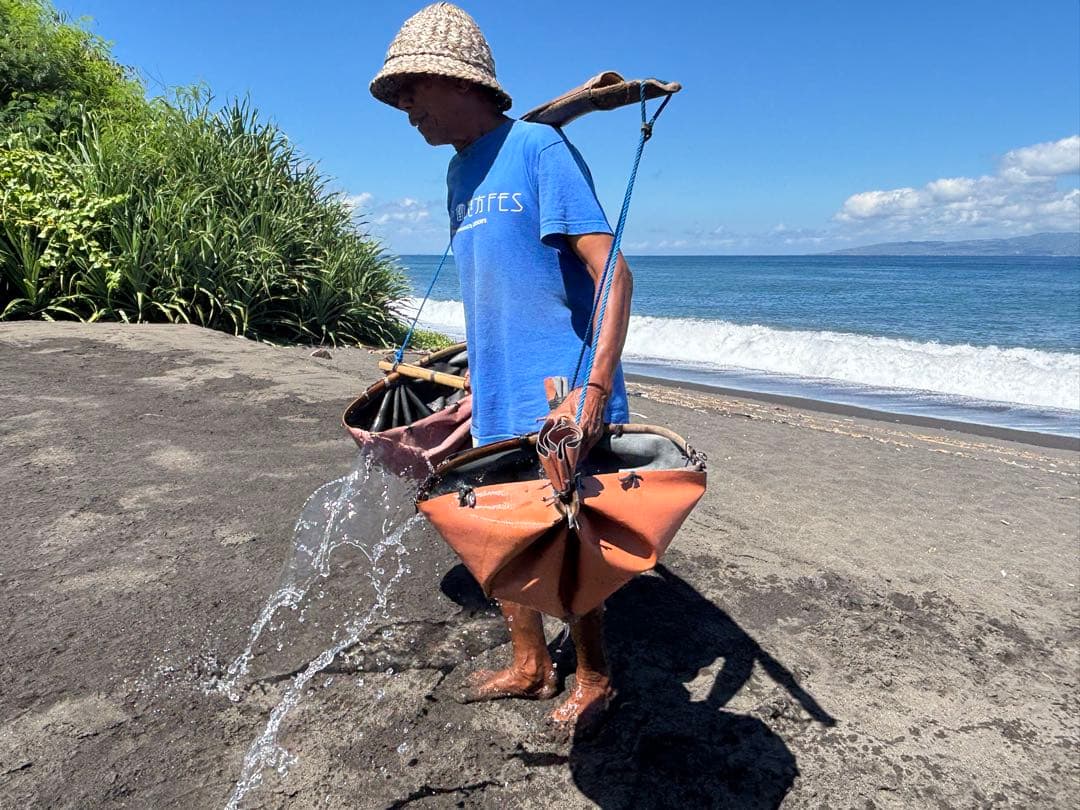クサンバの塩(完全天日塩)500g 8袋 【⭐️1点限りハロウィンセール】