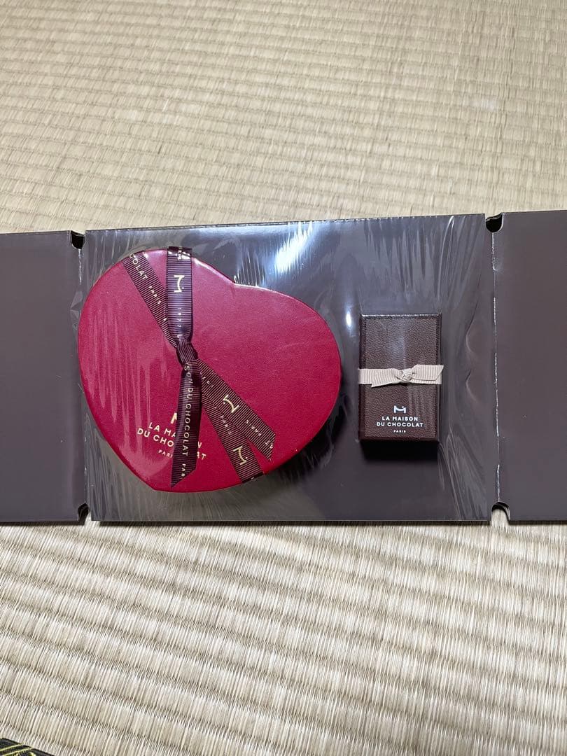 LA MAISON DU CHOCOLAT ２点　ショッパーあり