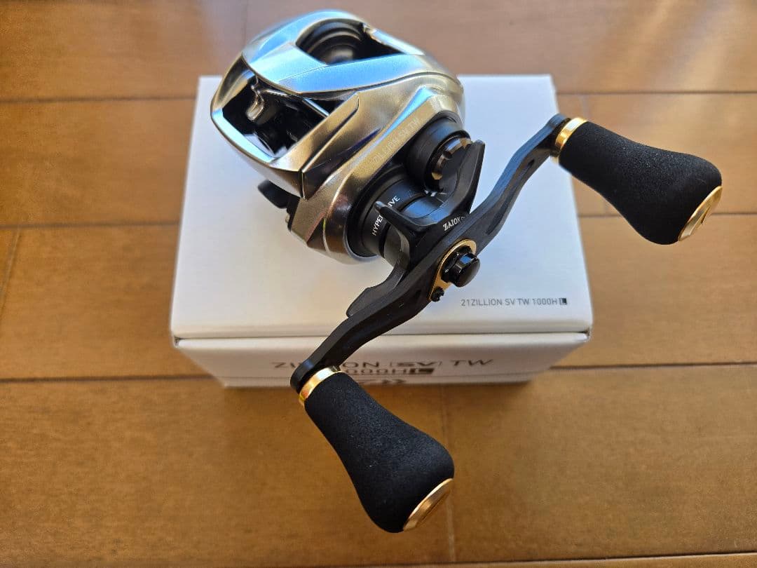【美品】Daiwa　ダイワ　21ジリオンSVTW 100HL