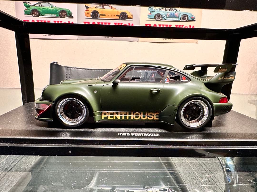 RWB PENTHOUSE ミニカー オリーブグリーン1/18