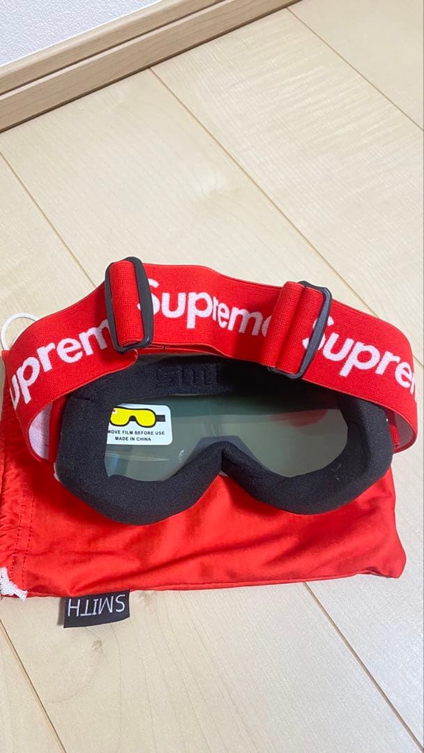 スキー・スノーボードアクセサリー supreme smith  goggle