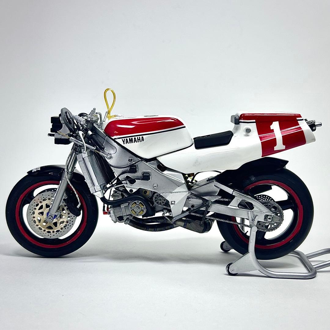 1/12 ハセガワ ヤマハYZR500(0W98) 1988 プラモデル 完成品