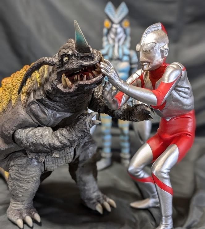 ウルトラマン＆バルタン星人＆ネロンガ（ＣＣＰ）1/6特撮シリーズ３体セット