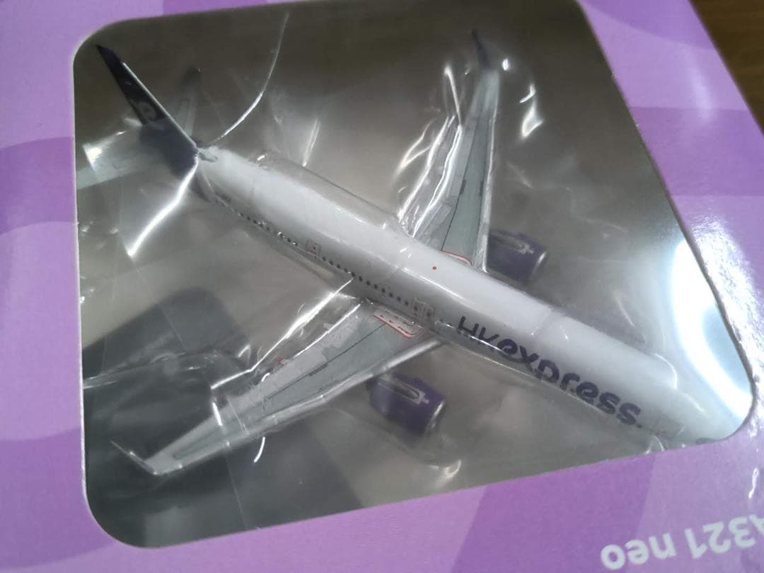 レア 香港エクスプレス AIRBUS A321 neo 1:400スケールモデル