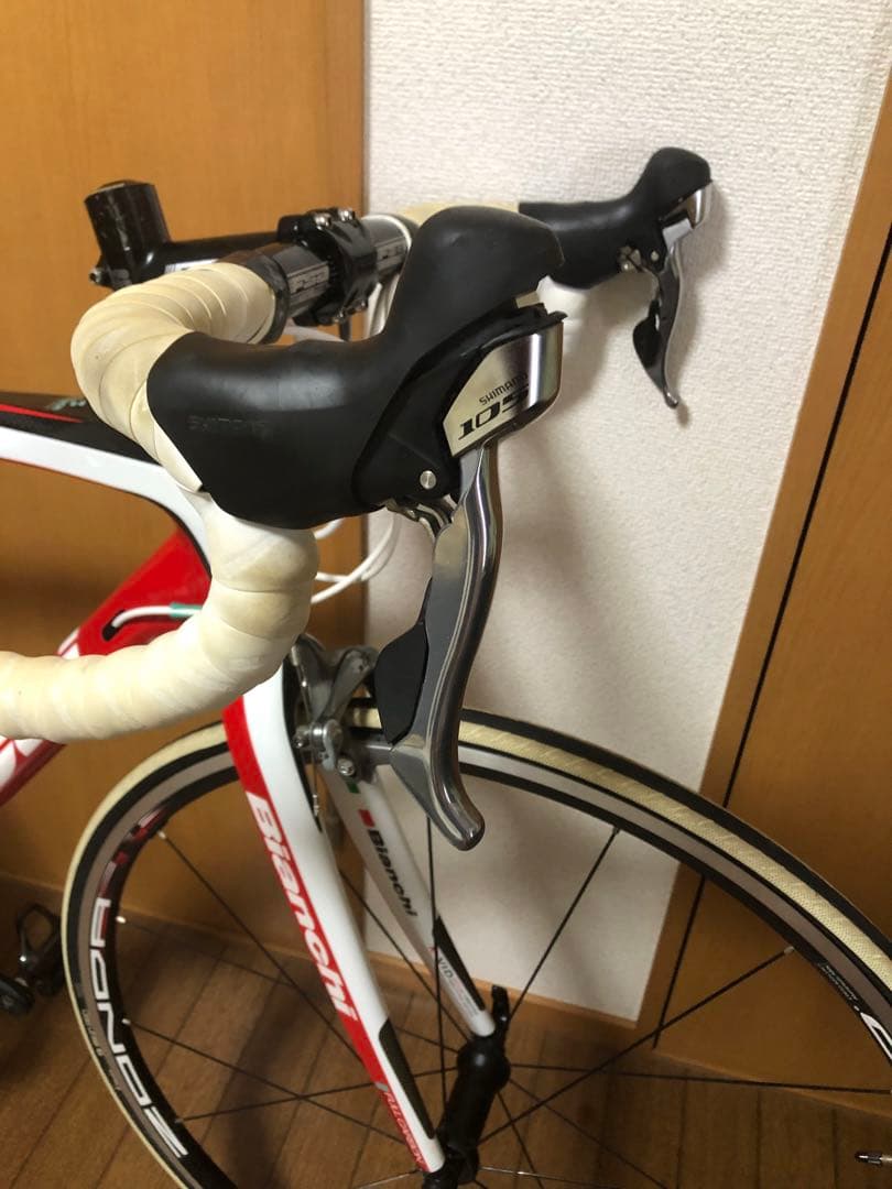 ロードバイクBIANCHI Infinito 105 2011年モデル