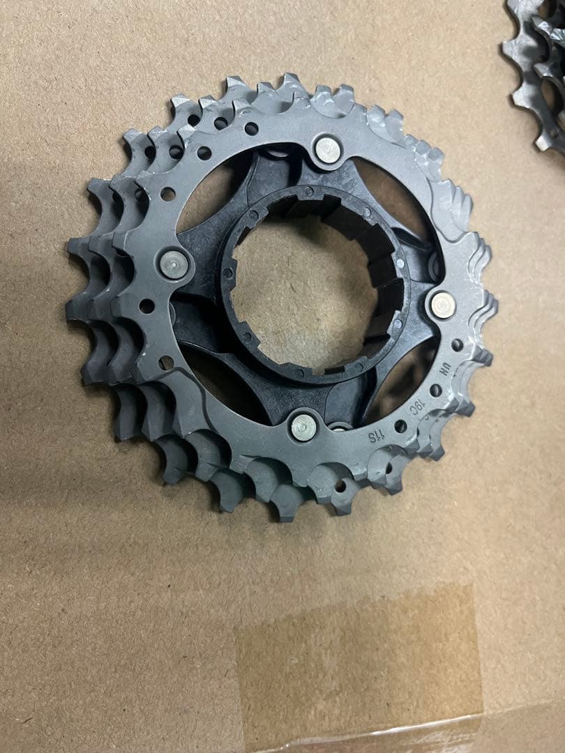パーツ DURA-ACE CS-R9100 11-28T