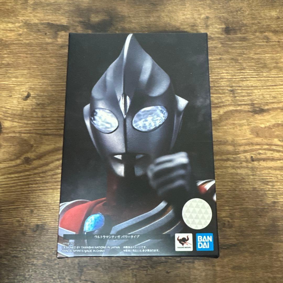 値下げしました！真骨彫製法 ウルトラマンティガ パワータイプ