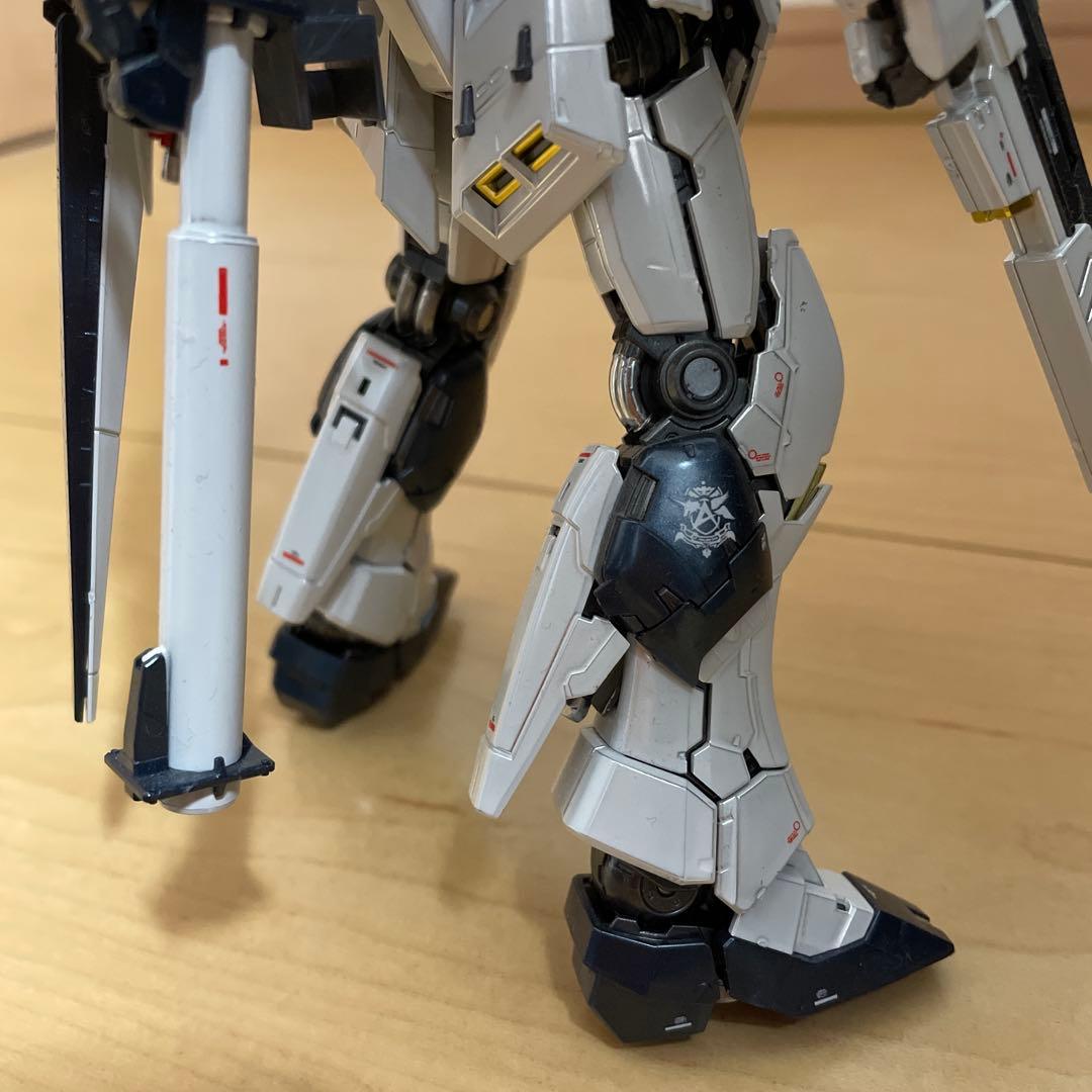 1/144 RG νガンダム チタニウムフィニッシュ 完成品