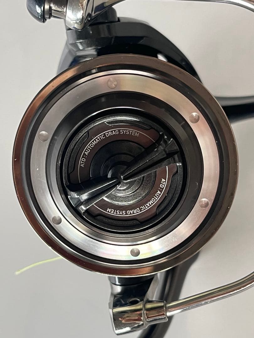 DAIWA SALTIGA 5000H スピニングリール ダイワ　ソルティガ
