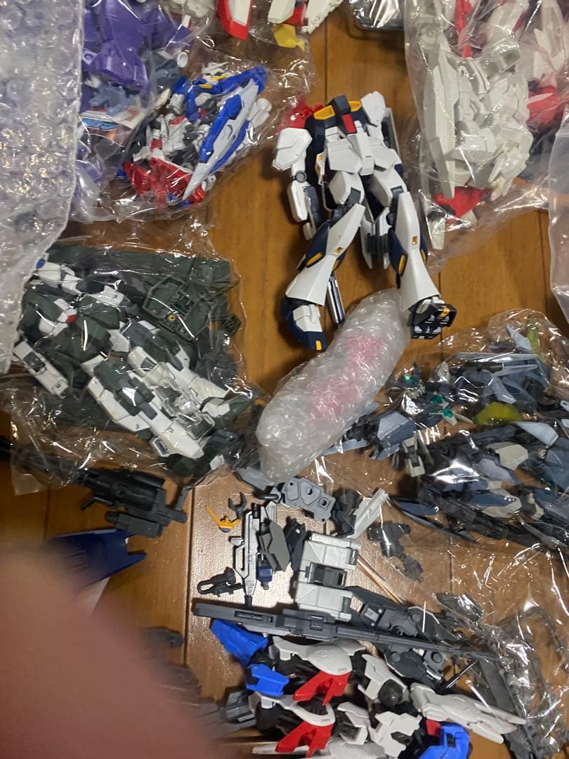 ガンプラ　hg mg 大量　まとめ売り　フィギュア　エヴァなど　武器パーツ