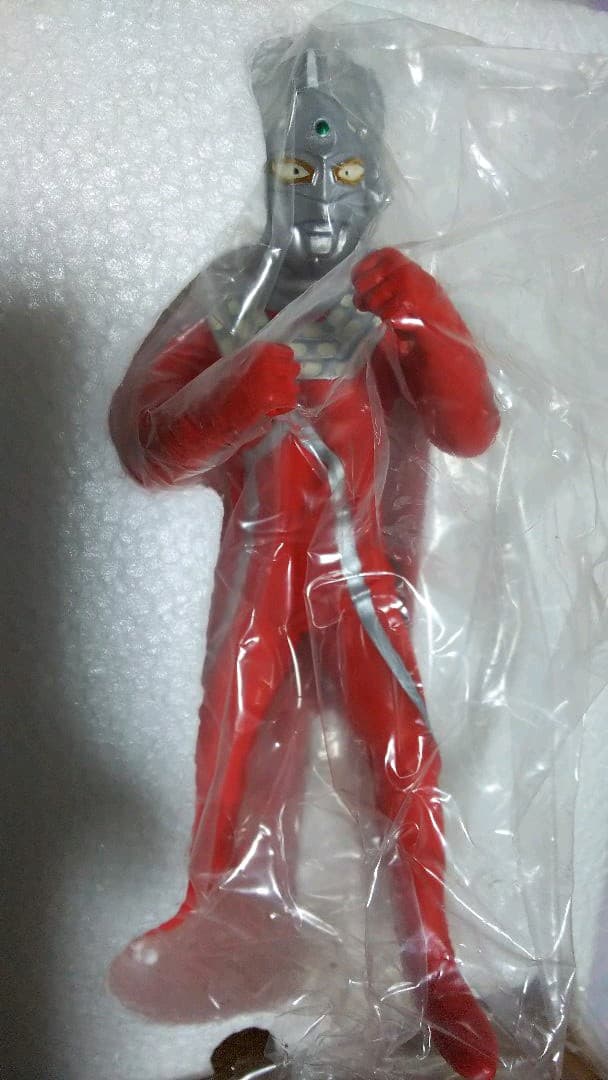 【非売品＆限定品  新品未使用】台座付ウルトラマンセブン フィギュア