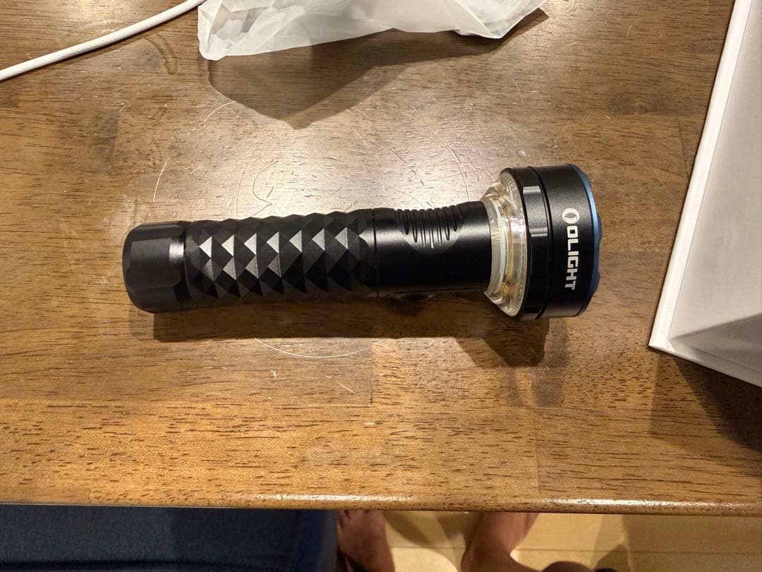 Olight Prowess 懐中電灯 5000ルーメン