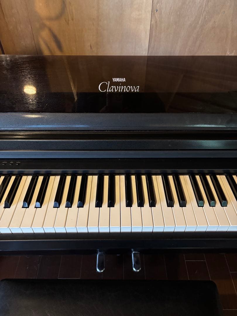 【お届けします】 Yamaha Clavinova CLP-550 椅子付き
