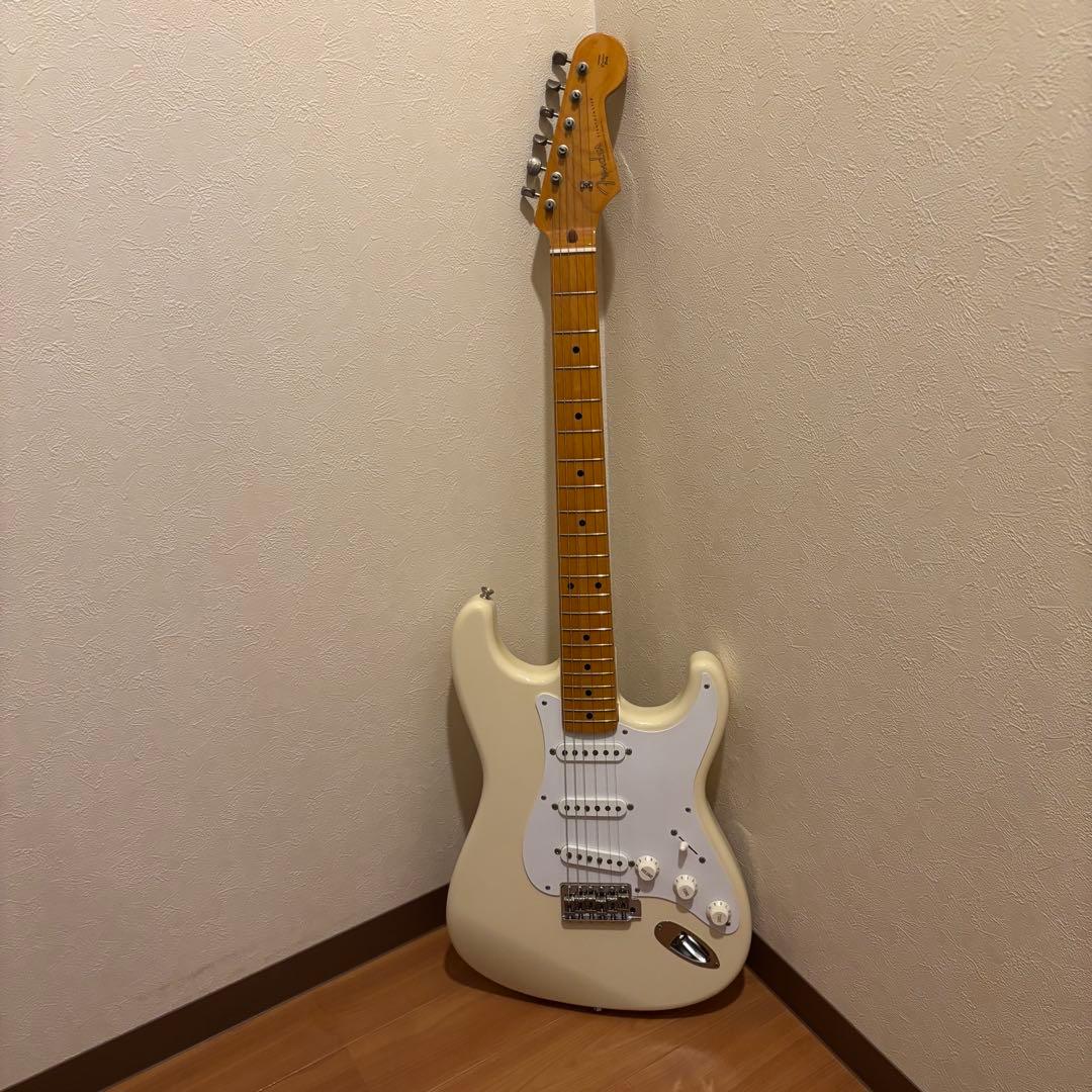 ギター Fender Japan Stratocaster 1999-2002