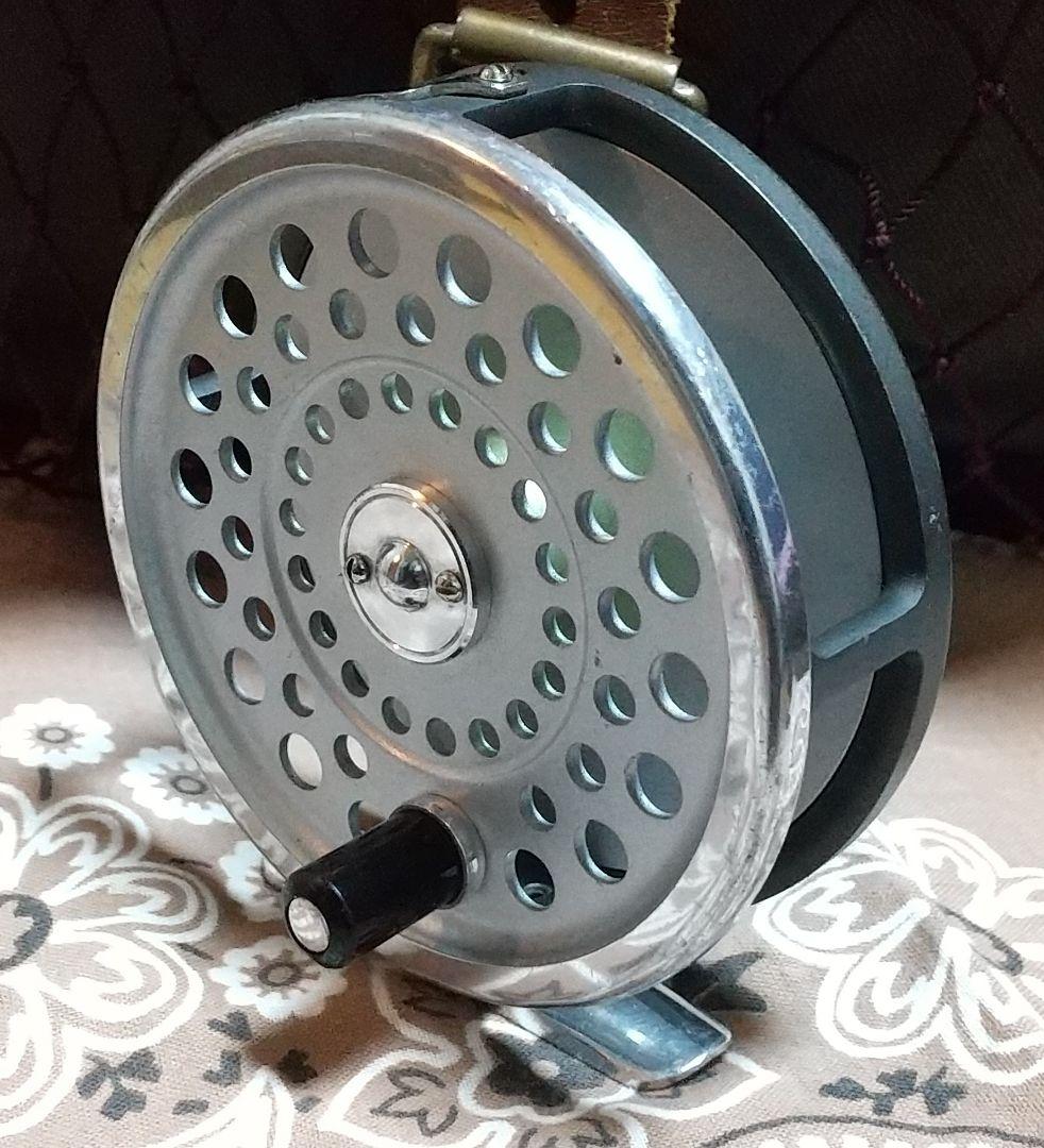 HARDY 「MARQUIS　#7 」シルバーフェイス　flyreel