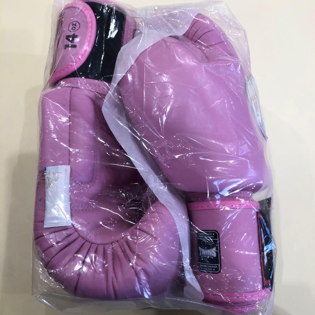 twins ピンクグローブ　YOKKAO fairtex windy