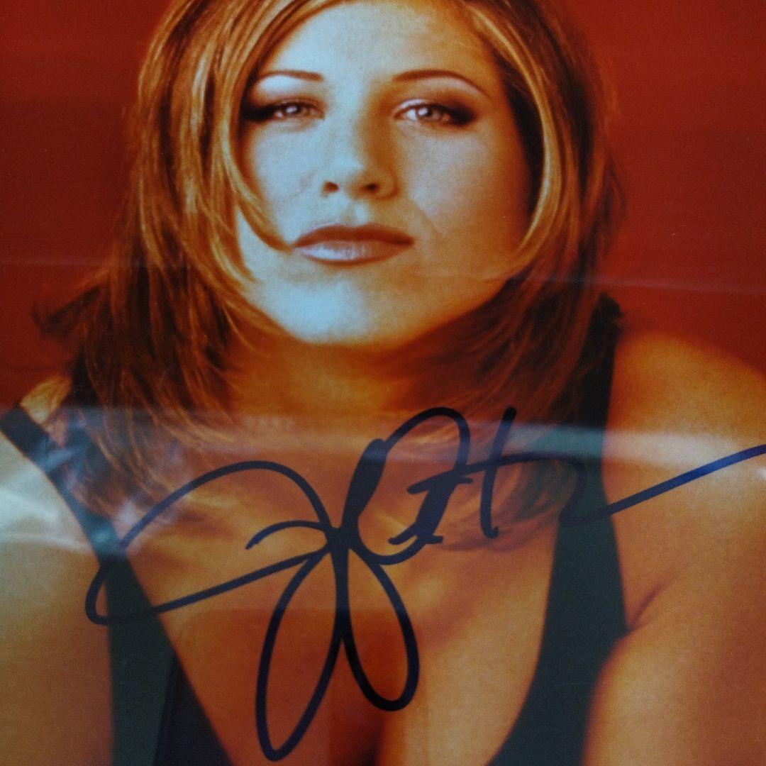 ハリウッド　ジェニファー・アニストン　直筆サイン入り8Ｘ10フォト　証明書付き