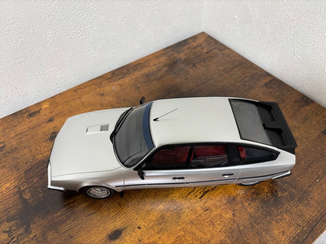 シトロエン　ミニカー 1/18 Citroen CX 25 ターボ　シリーズ