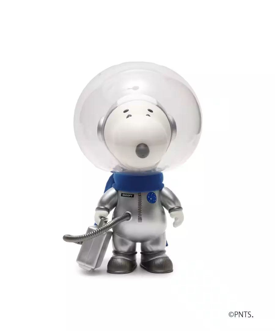 atmos限定150体 SNOOPY (SILVER SPACESUIT)