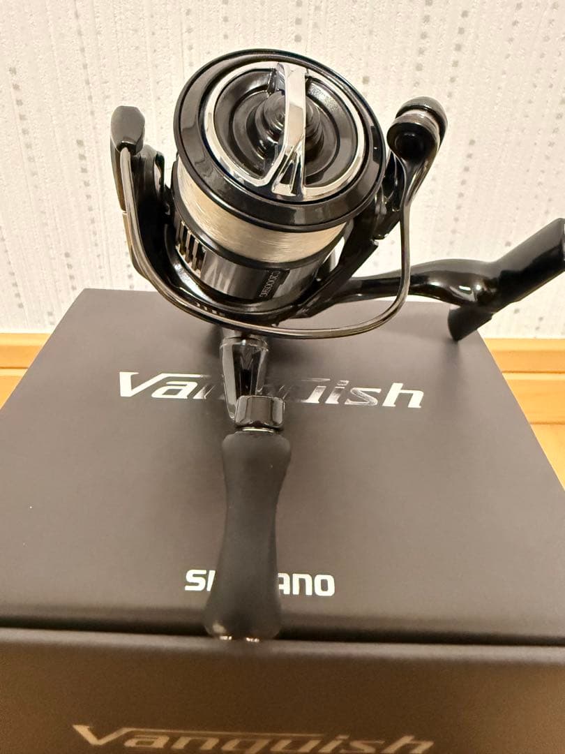 SHIMANO Vanquish C2000SHG スピニングリール