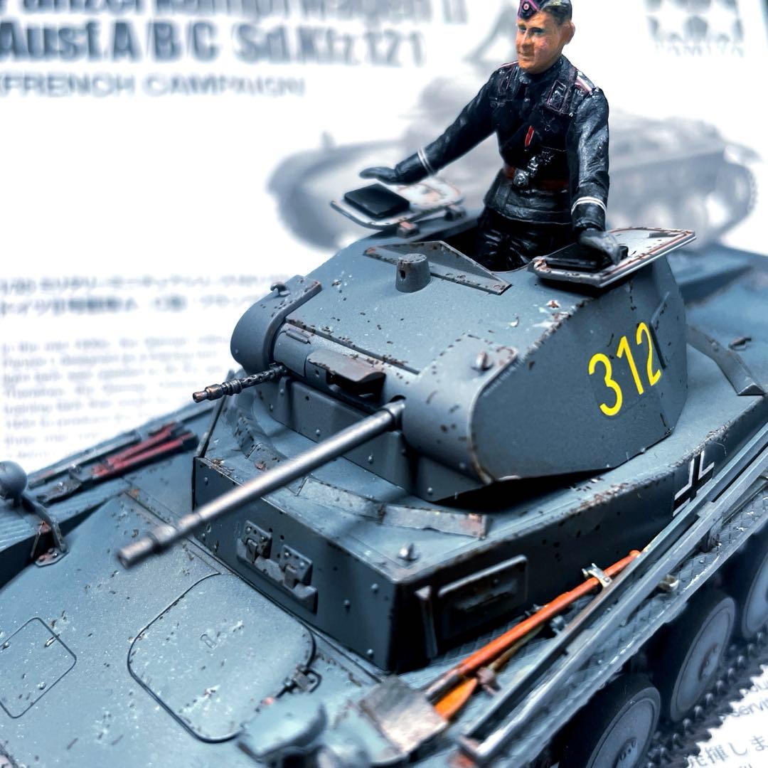 タミヤ1/35ドイツ2号戦車Ａ〜C型組み立て済みモデル