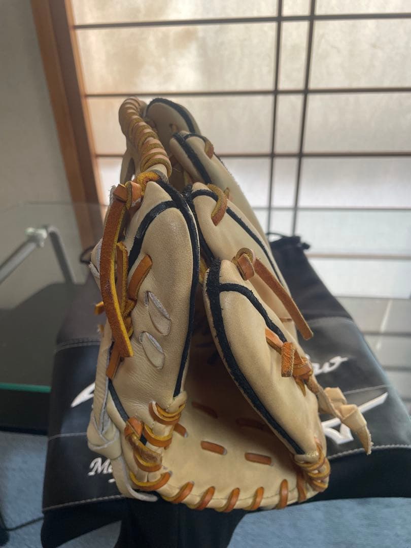 フェルナンドタティスJr Mizuno Pro 軟式野球用グローブ ベージュ
