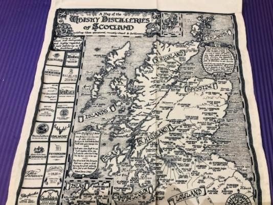 【新品・国内発送】スコッチウイスキー蒸留所の地図　ティータオル