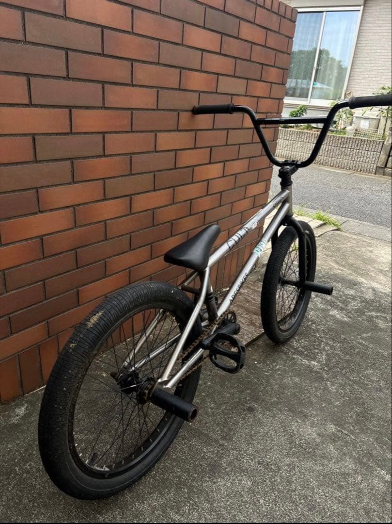ARESBIKES STEELO ストリートBMX タイヤサイズ20インチ