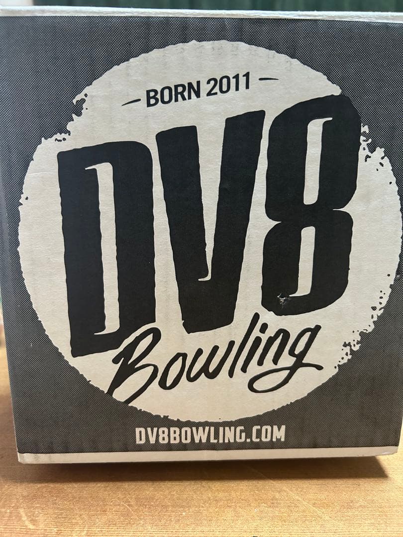 【新品】DV8 ボウリングボール 紫色 USBC認証