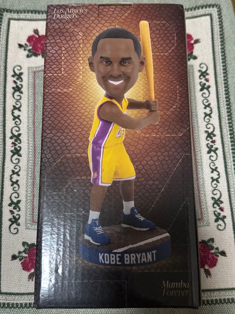 KOBE BRYANT コービーブライアント ボブルヘッド