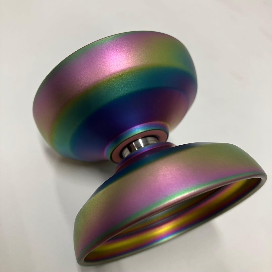 スポーツトイ・アクショントイ atmos project Ari rainbow