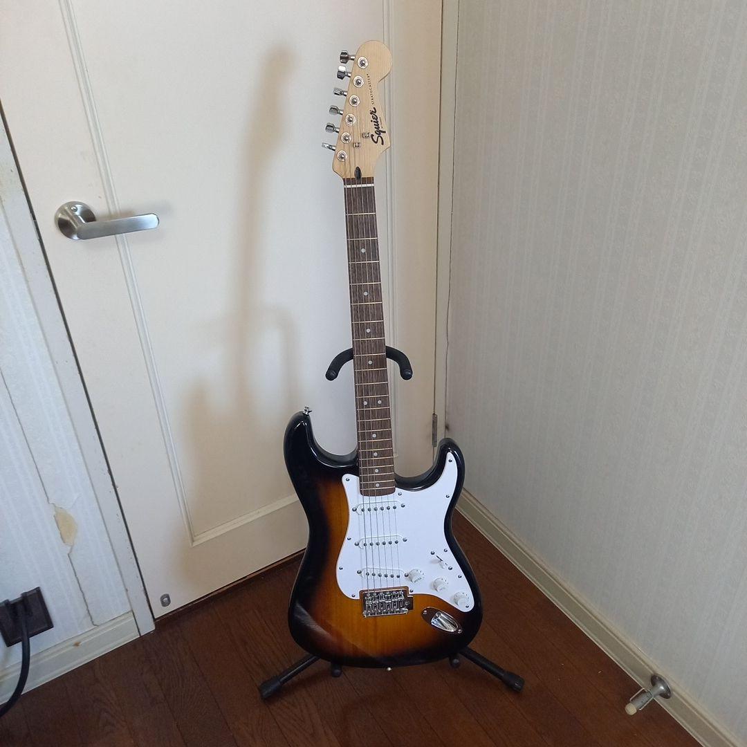 『軽量美品』Squier BY Fender　　BULLET　 STRAT