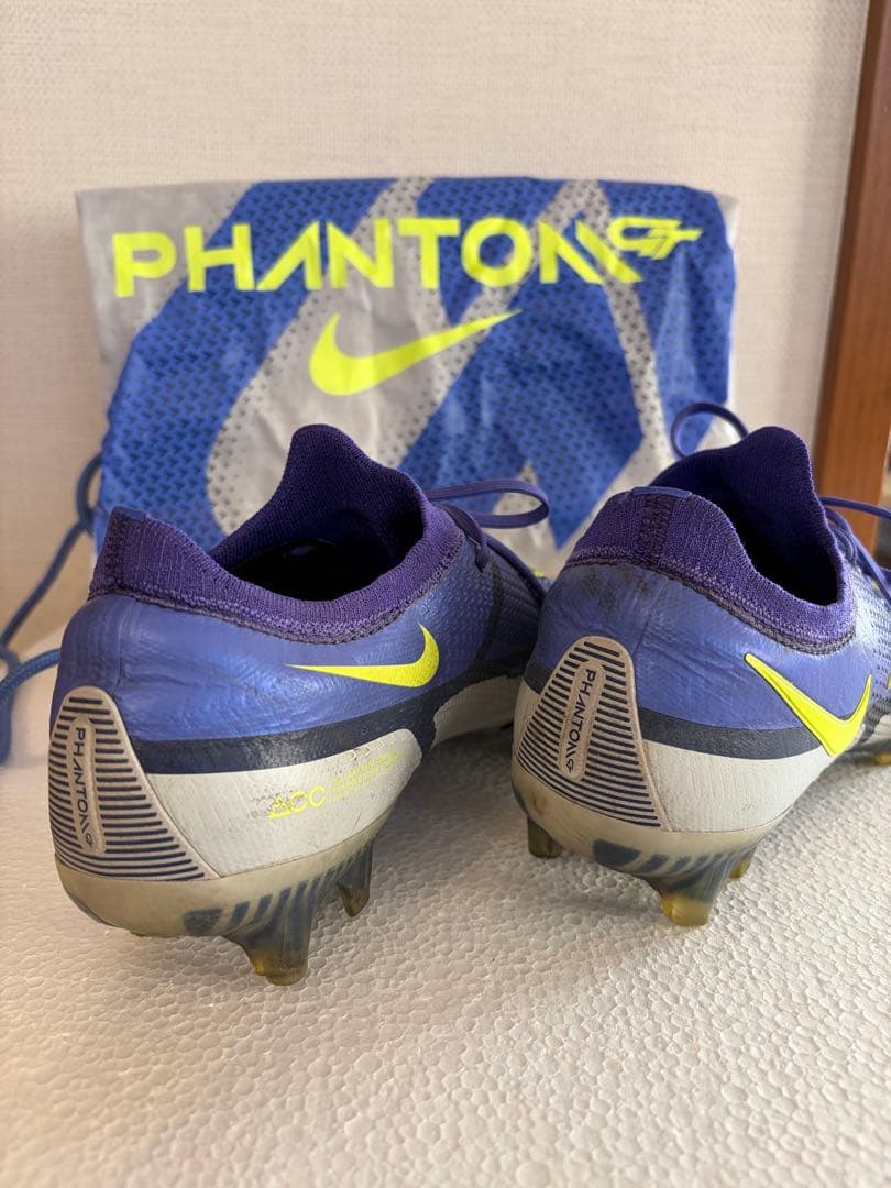 Nike Phantom GT サッカーシューズ