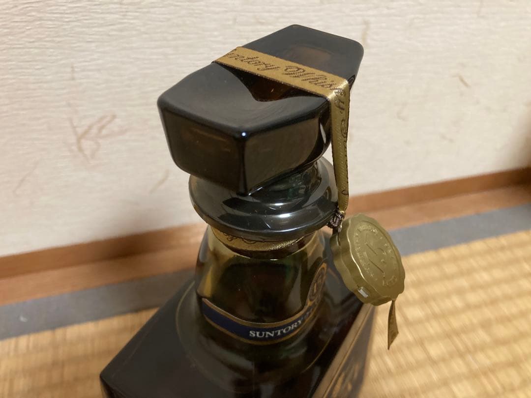 サントリー ローヤル プレミアム 15年 700ml