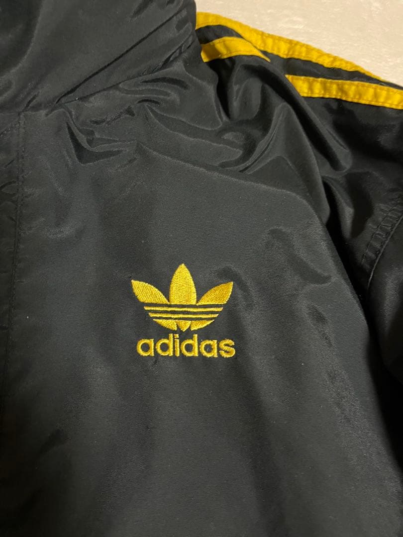 90s adidas アディダス ブラック/イエロー ストライプ ベンチコート