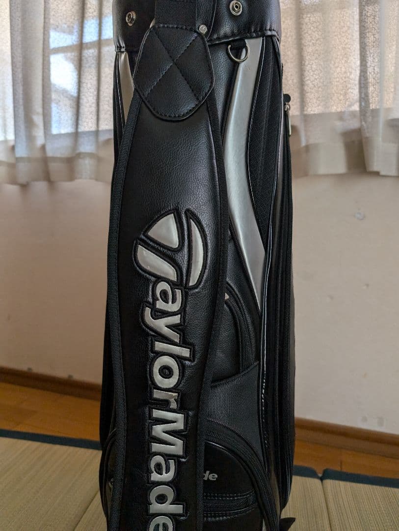 テイラーメイド TaylorMade　ゴルフバック　キャディーバッグ