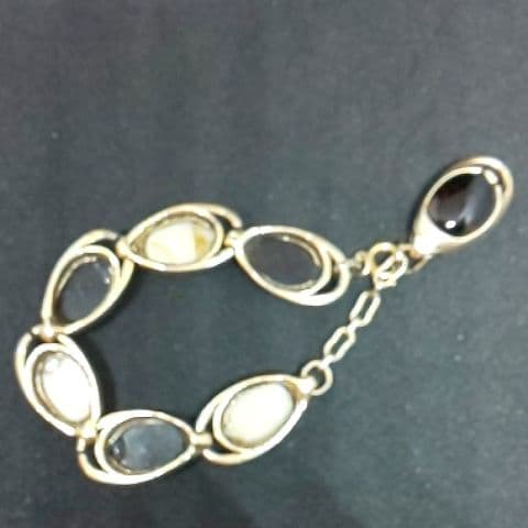 イギリス ヴィンテージ MIRACLE社 琥珀のブレスレット