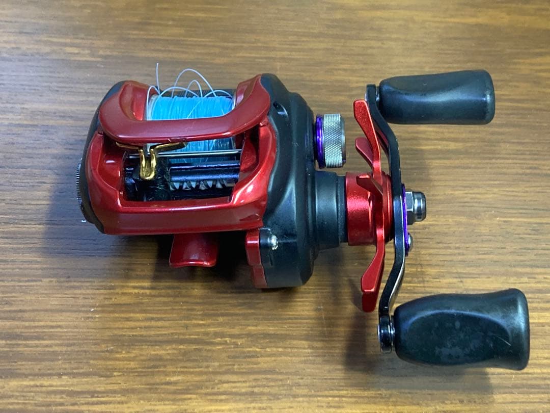 リール Daiwa TATULA 103 XHL-TW