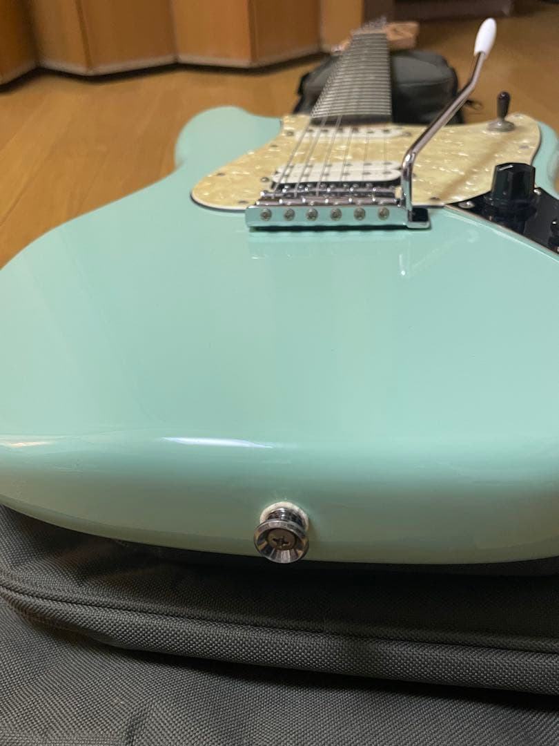 Squier Cyclone フェンダー スクワイヤー サイクロン