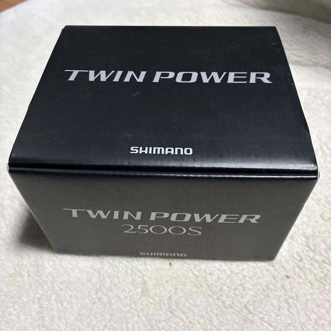 SHIMANO TWIN POWER 2500S スピニングリール
