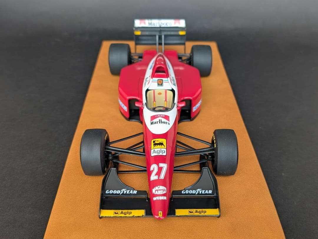 ミニチャンプス 1/18 フェラーリ F93A 1993 #27 J.アレジ