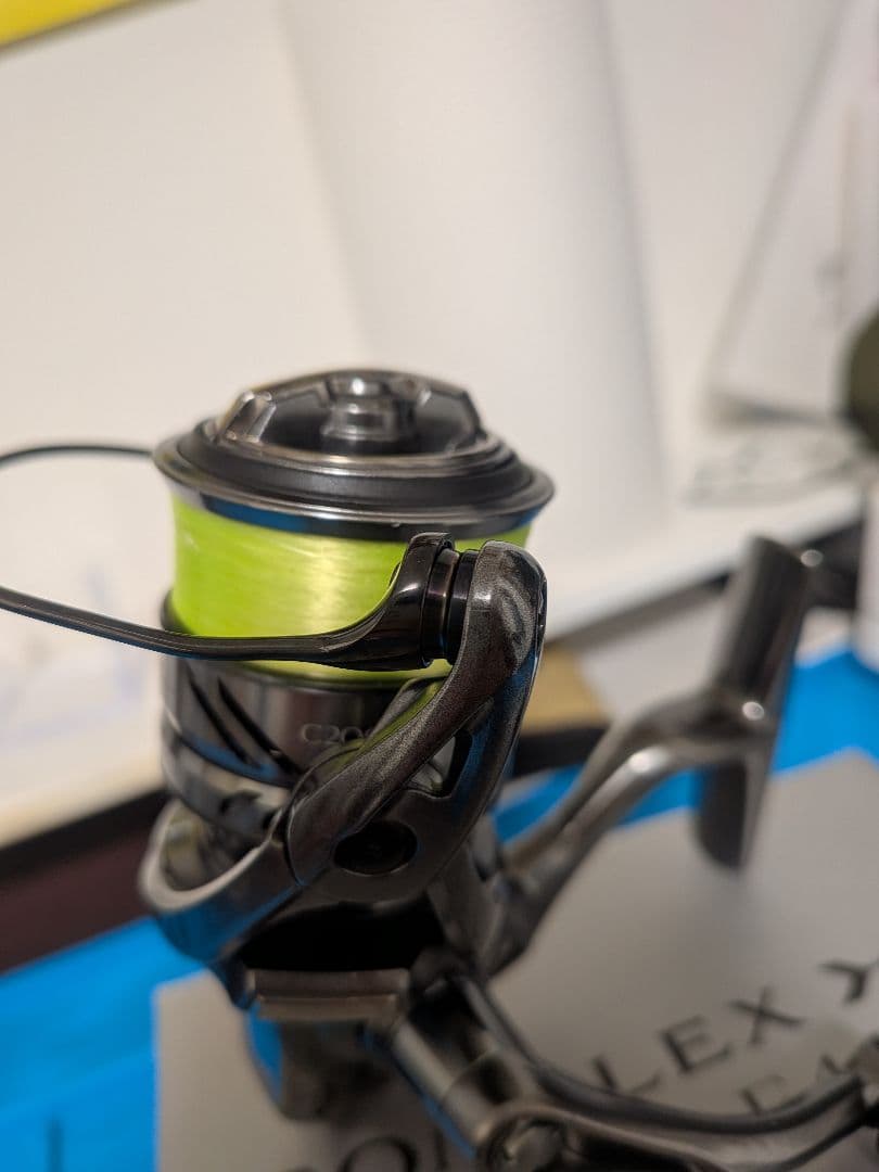 SHIMANO COMPLEX XR C2000 F4 HG　おまけ付き