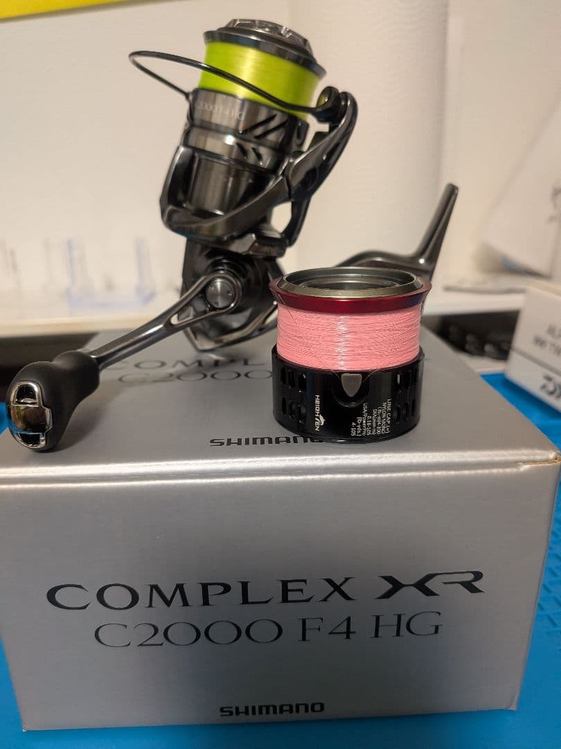 SHIMANO COMPLEX XR C2000 F4 HG　おまけ付き